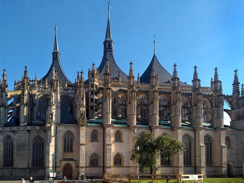 CZESKA GOTYCKA BARBARA OD SREBRA – Klub Globtrotera Warszawa